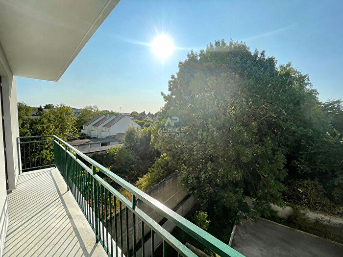 Appartement 2 pièces à vendre à Viroflay, Rive Droite, Gare