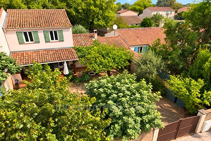 Maison 4 pièces à Saint-Maximin-la-Sainte-Baume, à vendre