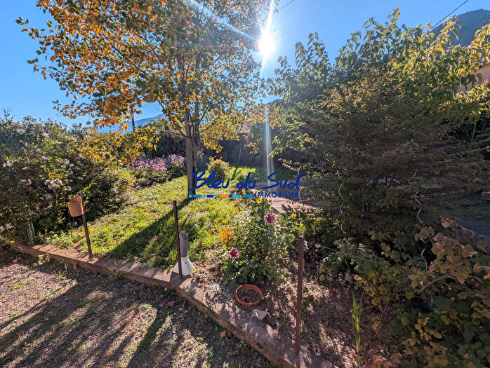 Maison à vendre - Escaro - 4 pièces - 3 chambres