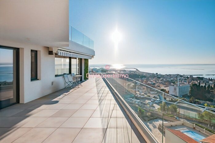 Appartement à vendre - Sète, Saint-Clair - 4 pièces - 3 chambres