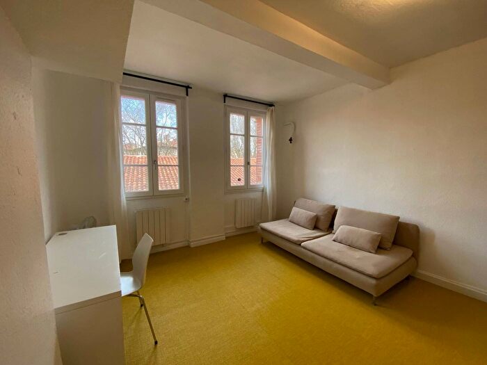 Appartement à louer - Carmes, Toulouse - 2 pièces - 1 chambre