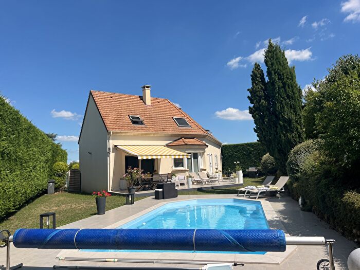 Maison 6 pièces à vendre à Nozay