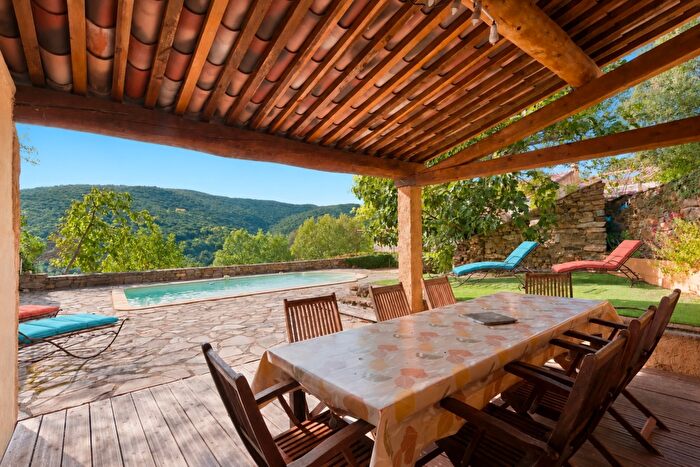 Ferrières-Poussarou - Maison 9 pièces à vendre