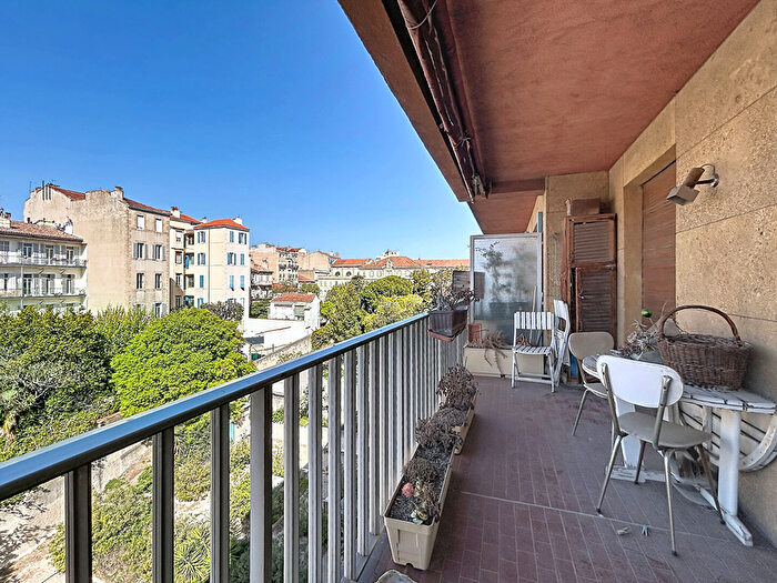 Appartement 4 pièces à vendre - Marseille 6ème, Castellane