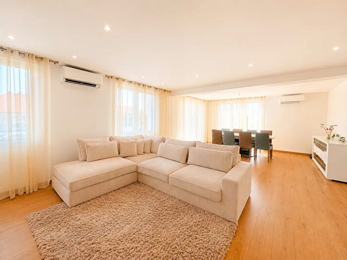 Tournan-en-Brie - Maison 5 pièces à vendre