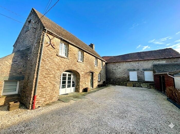 Maison à vendre - Tourlaville - 4 pièces - 3 chambres