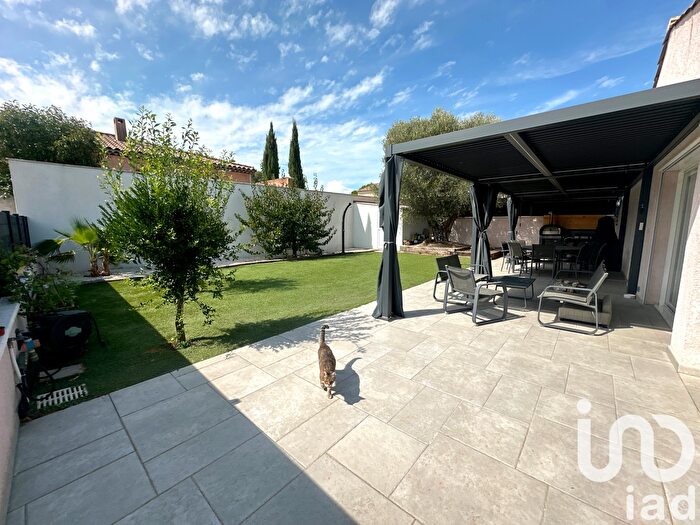 Maison à vendre - Roquebrune-sur-Argens, Les Fourques, Le Défens, Les Quatre Chemins - 6 pièces - 3 chambres