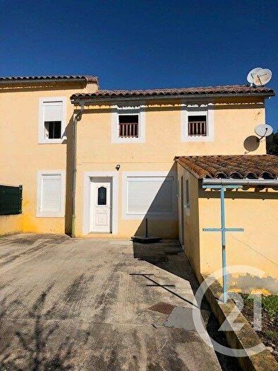 Maison à louer - Pomas - 4 pièces - 3 chambres