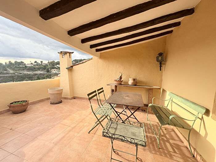 Maison à vendre - Tourrettes-sur-Loup - 4 pièces - 2 chambres