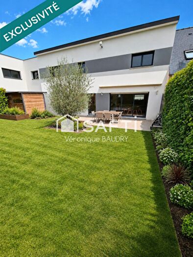 Maison 6 pièces à Servon-sur-Vilaine, à vendre