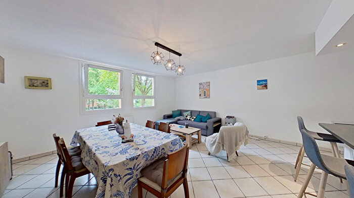 Appartement à louer - Plaisir, Aqueduc - 3 pièces - 2 chambres