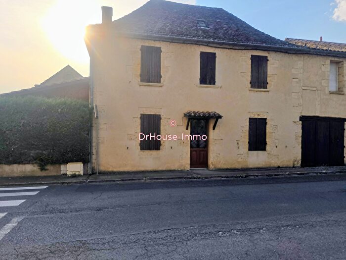 Maison 4 pièces à Saint-Germain-et-Mons, à vendre