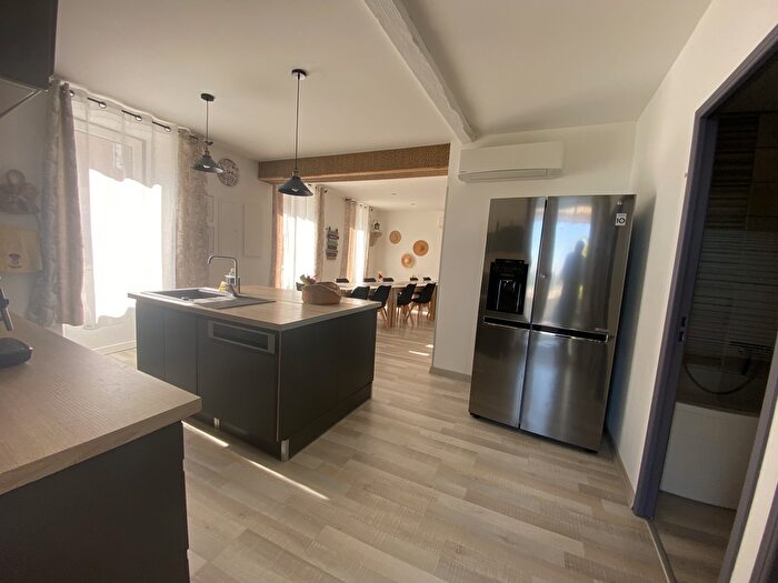 Maison à vendre - Meyras - 6 pièces - 3 chambres