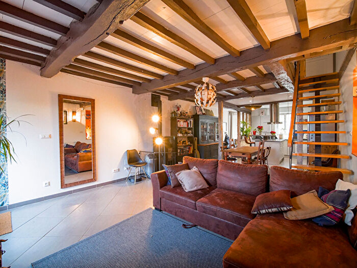 Maison à vendre - Hagetmau - 6 pièces - 4 chambres