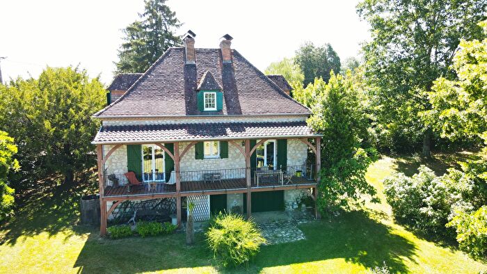 Maison 4 pièces à vendre à Rouffignac-Saint-Cernin-de-Reilhac