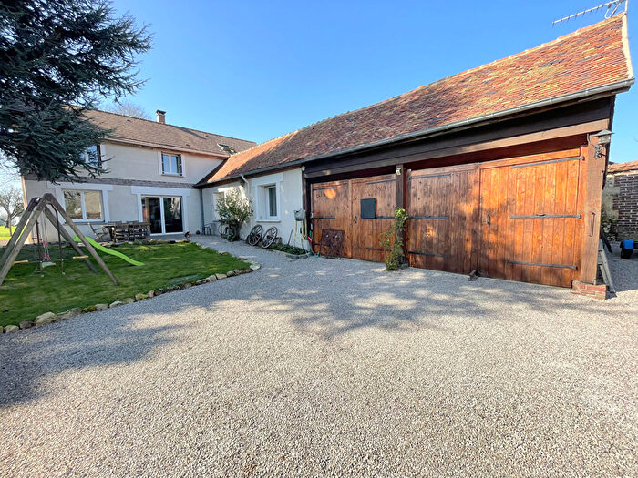 Maison à vendre - Chaumont-en-Vexin - 6 pièces - 4 chambres