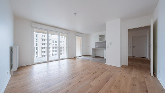 Appartement à louer - Bordeaux, Gare Saint-Jean - 4 pièces - 3 chambres