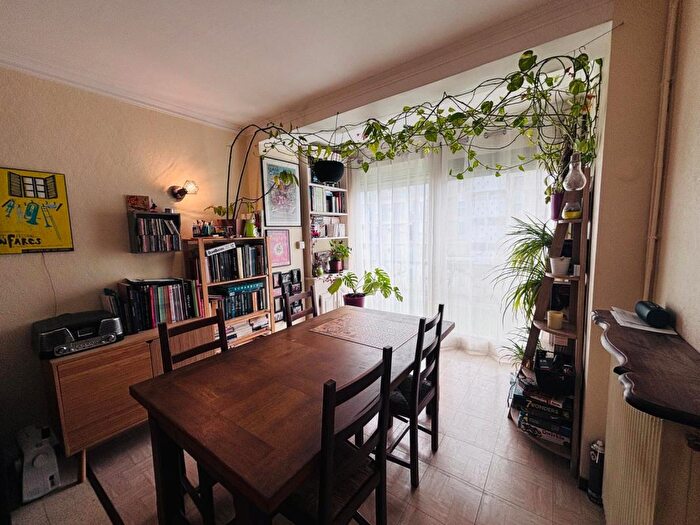 Appartement à vendre - Arles, Trinquetaille - 4 pièces - 3 chambres