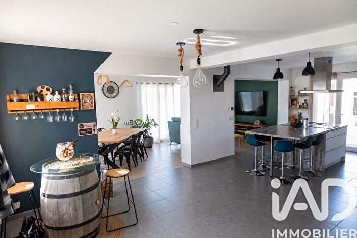 Maison à vendre - Saint-Jean-Lasseille - 7 pièces - 5 chambres