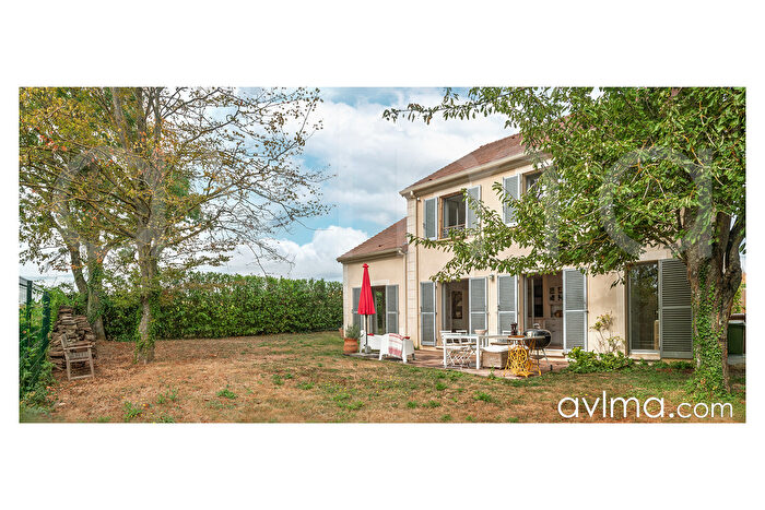 Maison 7 pièces à vendre - Crespières