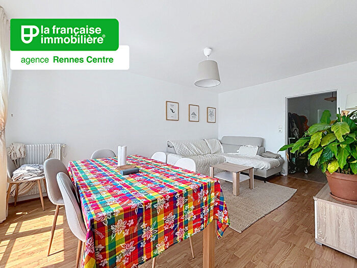 Quartiers Centre, Saint-Hélier, Gare : Appartement 6 pièces à louer