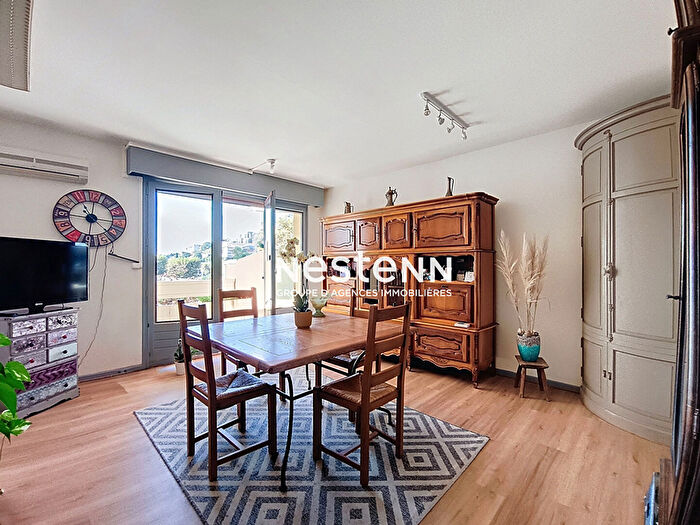 Appartement à louer - Auch, Faubourgs - 5 pièces - 4 chambres