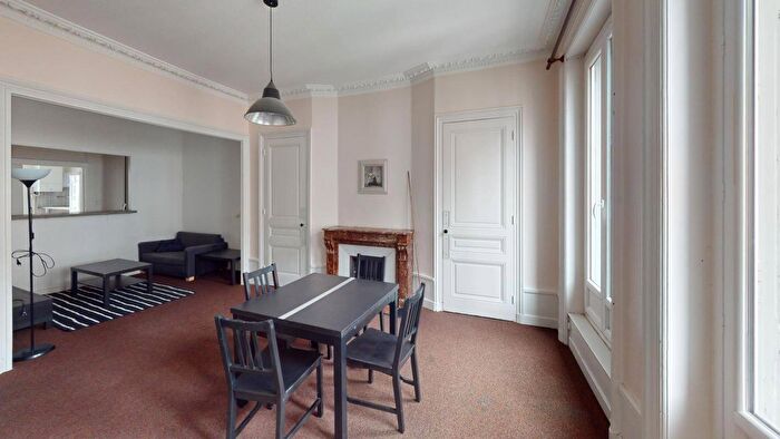 Appartement à louer - Saint Jacques-Chavanelle, Saint-Étienne - 2 pièces - 1 chambre