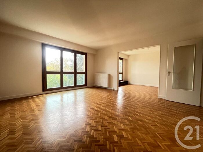 Appartement à louer - Louveciennes - 4 pièces - 2 chambres