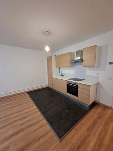 Appartement à louer - Nord Ouest, La Ferté-sous-Jouarre - 3 pièces - 2 chambres