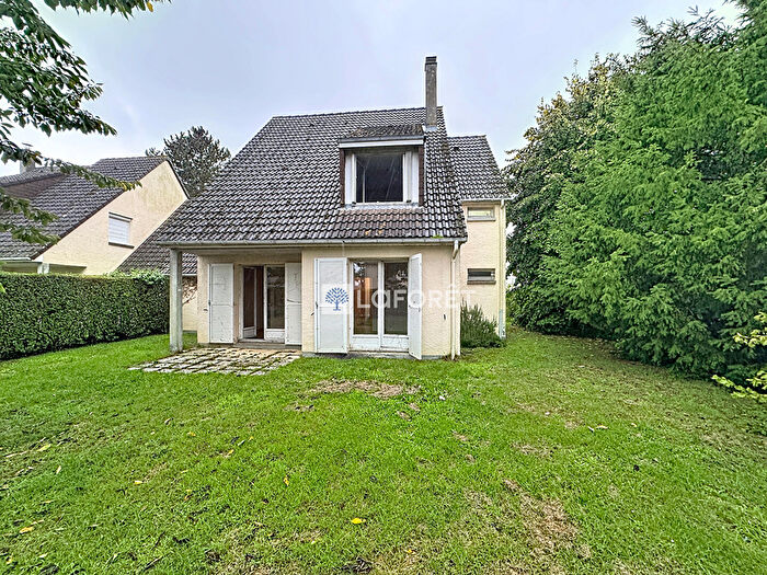 Saint-Riquier-ès-Plains : Maison 5 pièces à vendre