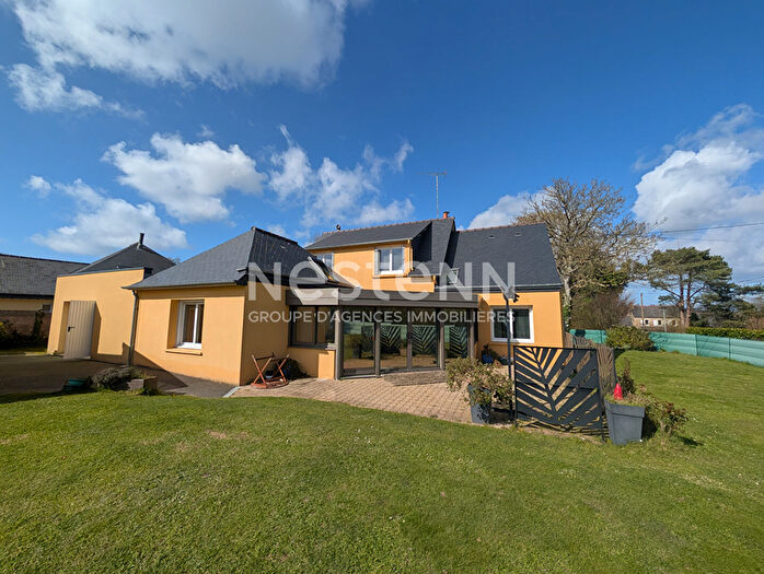 Maison à vendre - Lanvollon - 6 pièces - 4 chambres