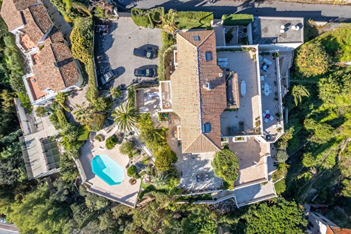 Appartement à vendre - Cannes, Petit Juas - 9 pièces - 6 chambres