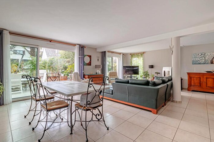 Maison à vendre - Saint-Brice-sous-Forêt, Rougemonts - 5 pièces - 4 chambres