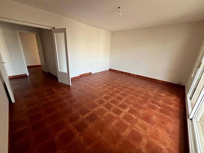 Appartement à louer - Tassin-la-Demi-Lune - 4 pièces - 3 chambres