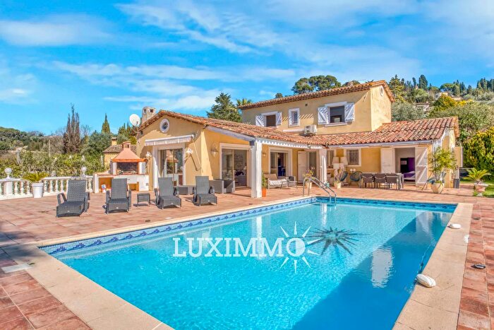 Maison à vendre - Mougins, Font Neuve, Saint-Basile, Fontmerle, Nartassière - 8 pièces - 6 chambres