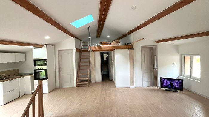Castellane : Appartement 3 pièces à vendre