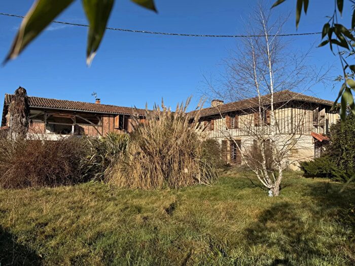 Maison 6 pièces à Boulogne-sur-Gesse, à vendre