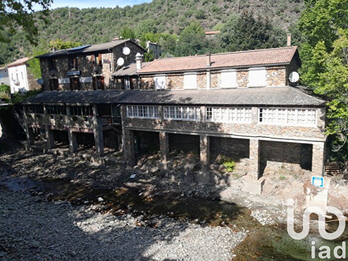 Maison à vendre - Les Plantiers - 7 pièces - 4 chambres