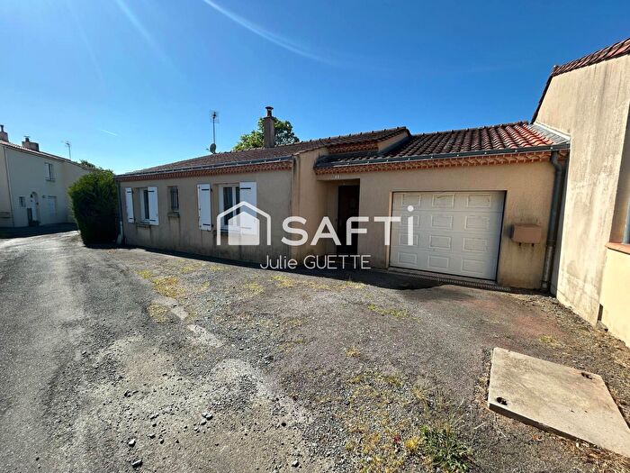 Maison à vendre - La Pommeraie-sur-Sèvre - 4 pièces - 2 chambres