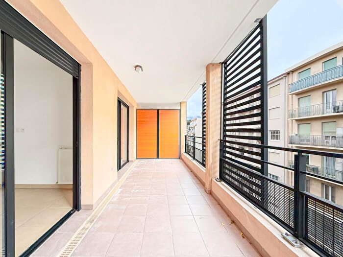 Appartement à vendre - Nice, Libération - 1 pièce - 1 chambre