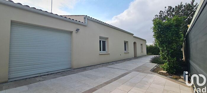 Maison à vendre - Saint-Sauveur-dAunis - 5 pièces - 3 chambres