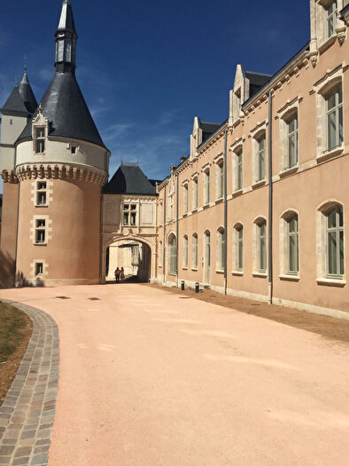 Appartement à louer - Châteauroux, Centre-ville, Les Marins - 1 pièce