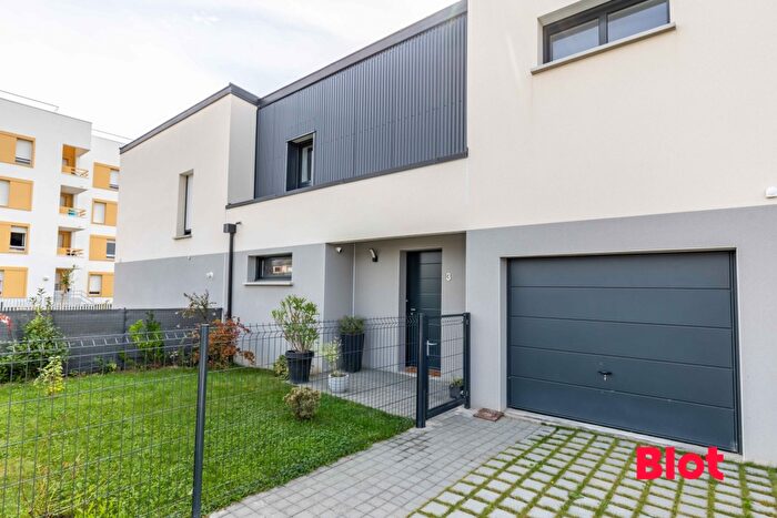 Maison à louer - Montgermont - 5 pièces - 3 chambres