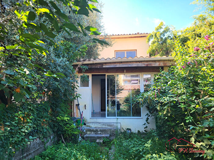 Maison à vendre - Alès, Centre-ville - 4 pièces - 3 chambres