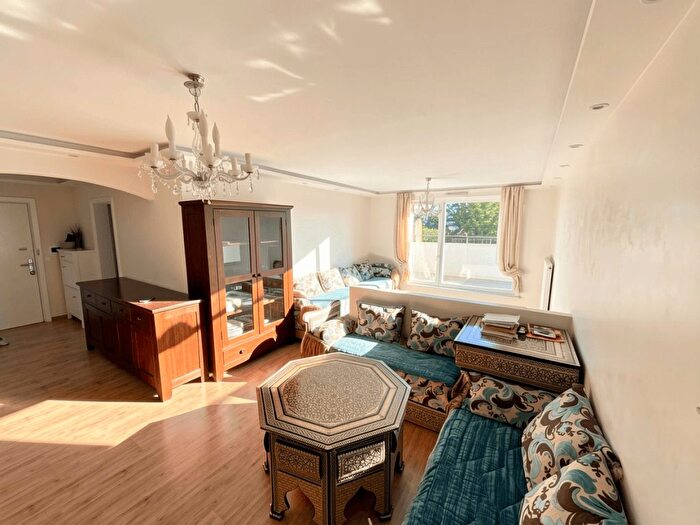 Appartement 4 pièces à Strasbourg, Neudorf, Saint-Urbain, Landsberg, à vendre