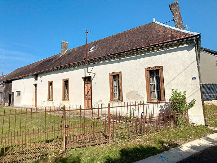 Villemaur-sur-Vanne - Maison 3 pièces à vendre