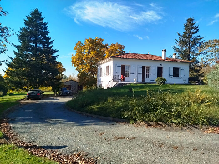 Maison à vendre - Sauveterre-de-Guyenne - 6 pièces - 3 chambres