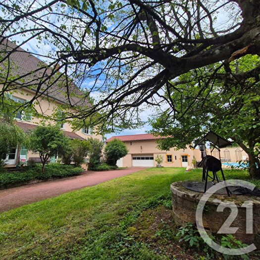 Maison à vendre - Charlieu - 9 pièces - 7 chambres