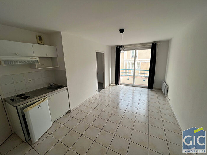Caen, Saint-Jean : Appartement 2 pièces à louer