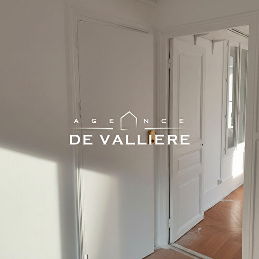 Appartement à vendre - Paris e , Simplon, Poissonniers - 2 pièces - 1 chambre